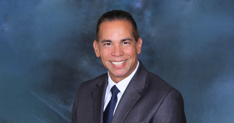 Victor Waters Named Chief Medical Officer at UMC El Paso- UMC Cares